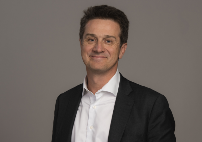 Schneider Electric nombra a Philippe Delorme como Executive Vice ...