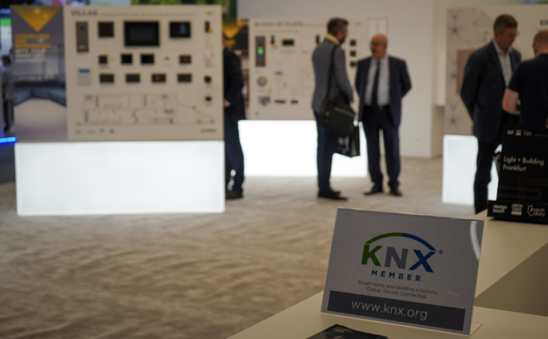 asociacion-knx-light-building-miembro-knx • CASADOMO