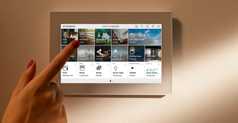OneTouch 7", nuevo panel táctil de ABB para centralizar el control de ...
