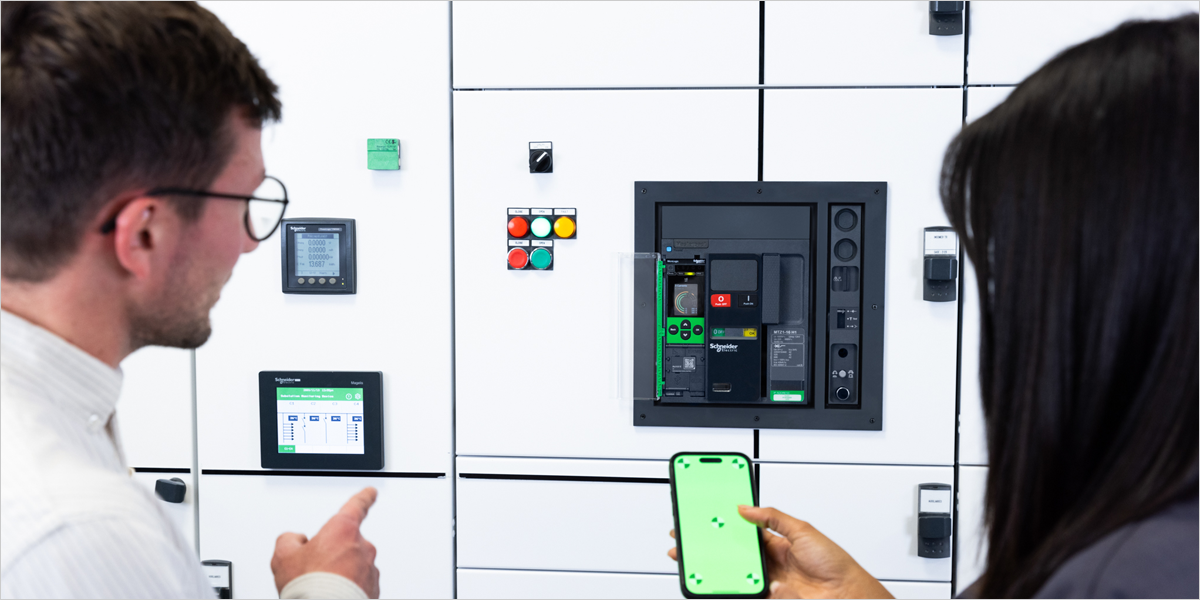 schneider-electric-interruptores-masterpact-mtz-active-portada • CASADOMO